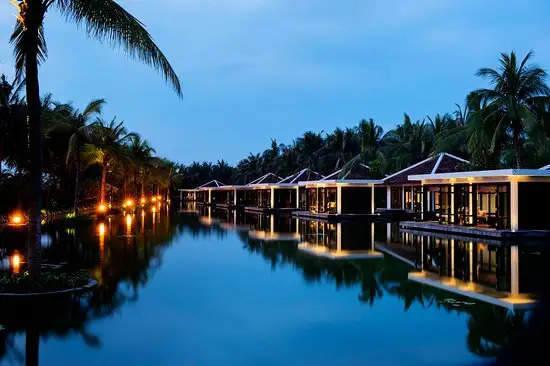 Hotels & Resorts 2025 Finalists Winners V2 • Global Recognition Awards™